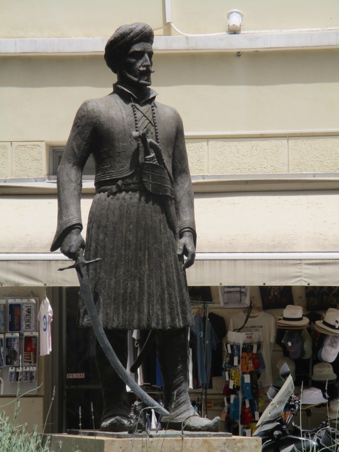 Statues of Athens | Louise Jayne's Blog