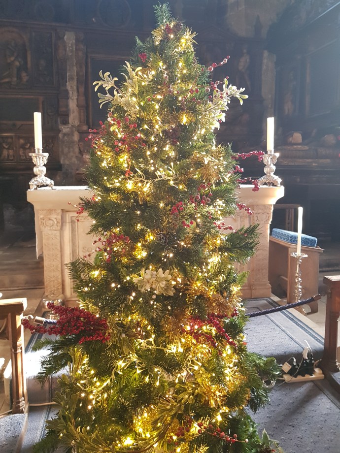Christmas Post: Christmas Tree Festival at Chesterfield Parish Church ...